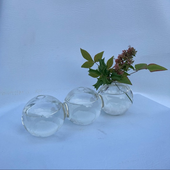 Accents | Handblown Infinity Vase | Poshmark